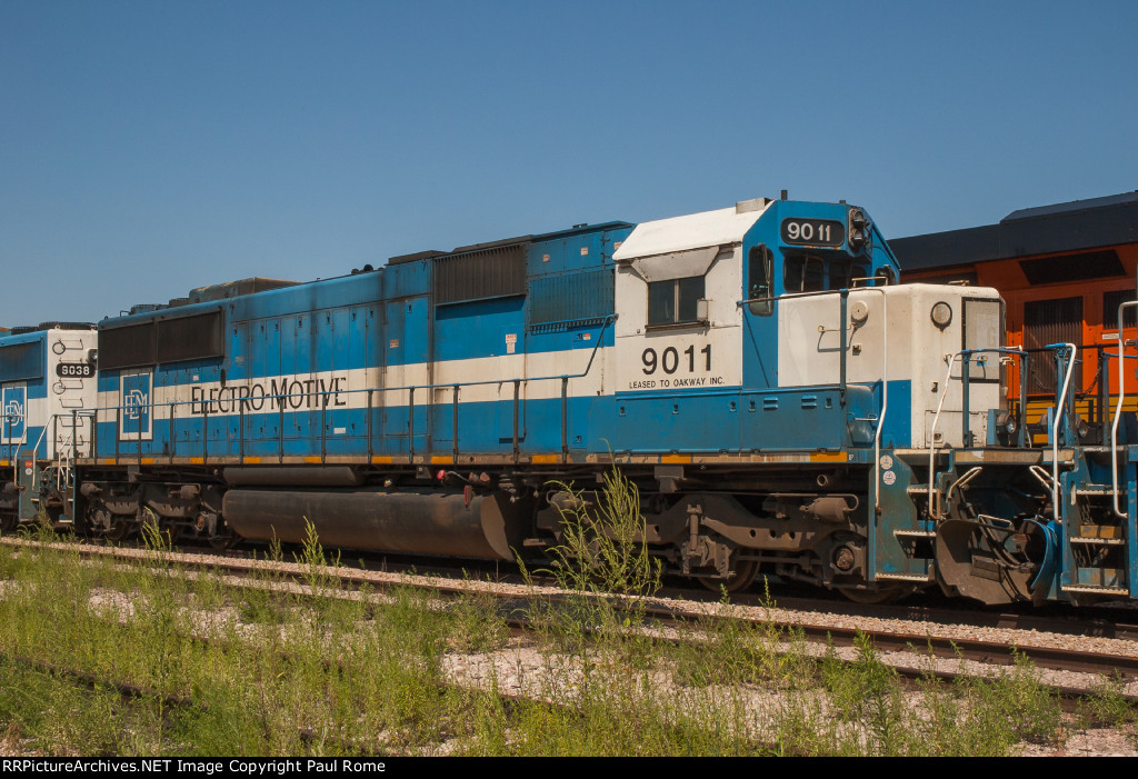 EMDX, OWY 9011, EMD SD60, lease return, stored